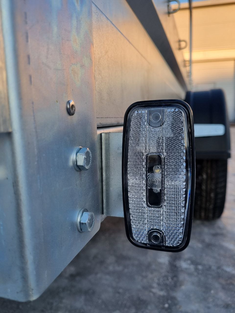 Прицеп Экспедиция Универсал 111360 Евро (комплектация максимальная) в Перми